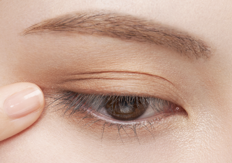 KATE新作ポッピングシルエットシャドウ限定色を全色レビュー。控えめなのにナゼ盛れる？！ - nene(ネネ)